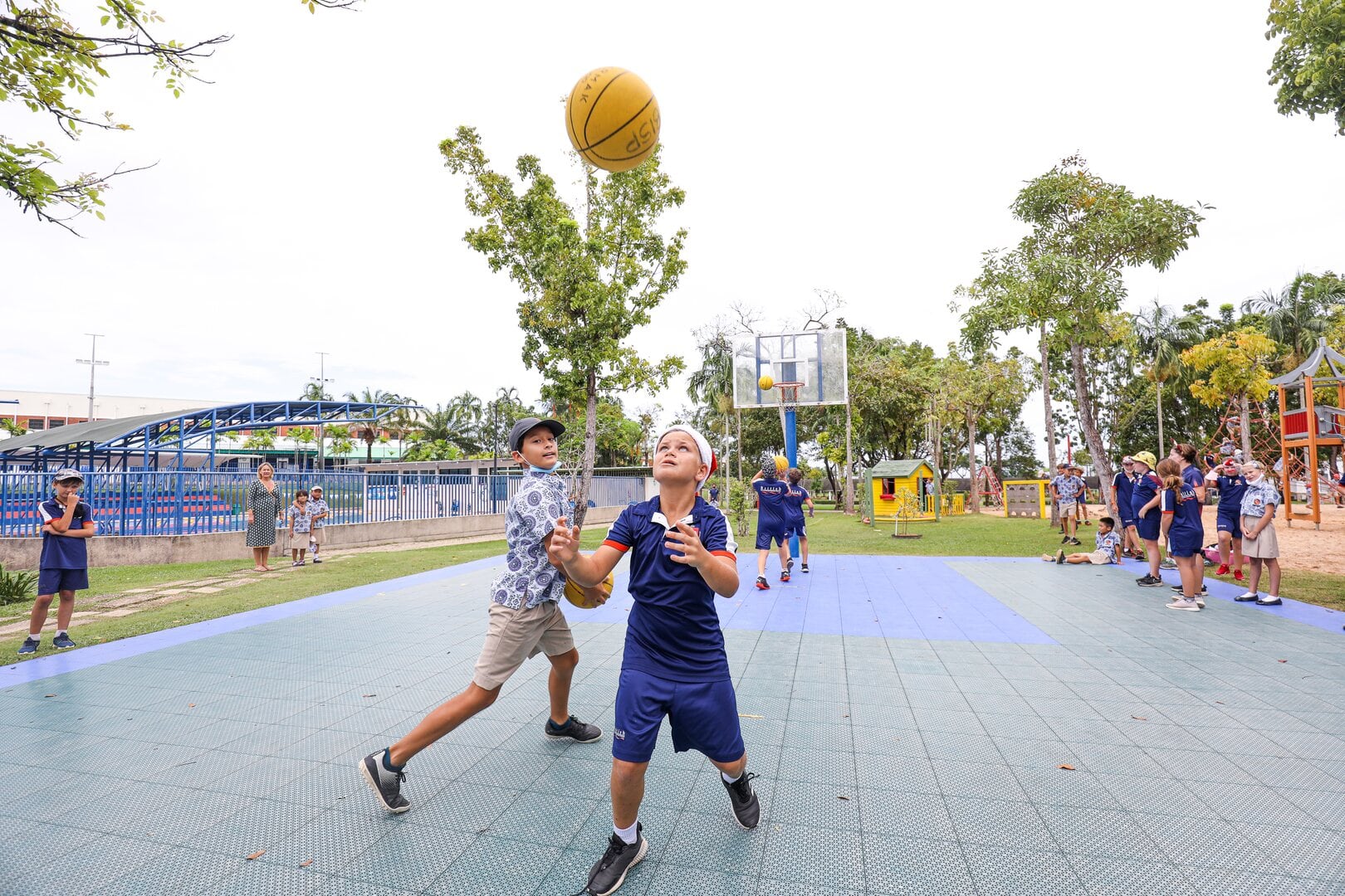 Let it snow, let it snow, let it snowball! | British International ...