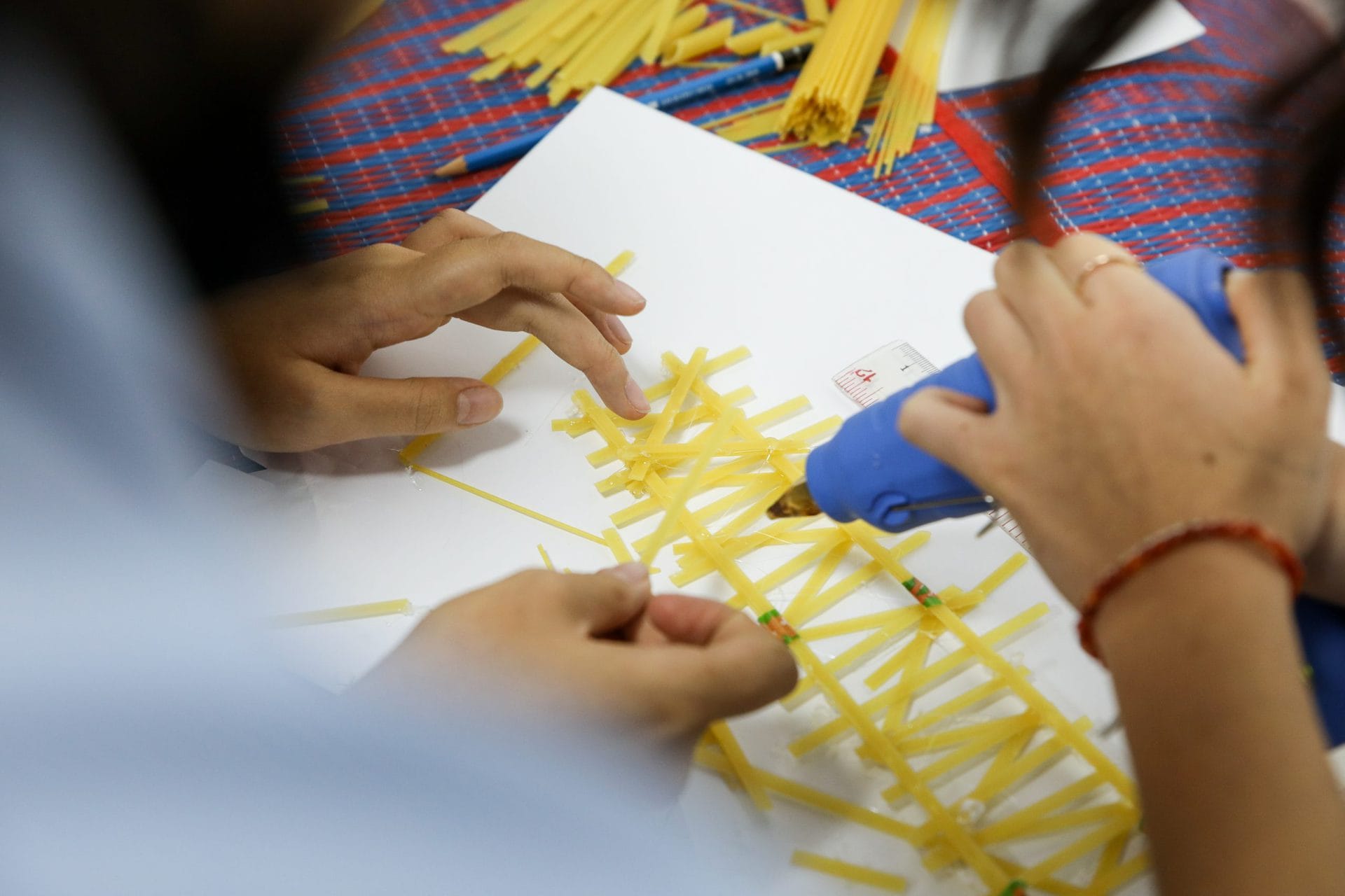 'Spaghetti Bridge Building' Encourages Team Building | British ...