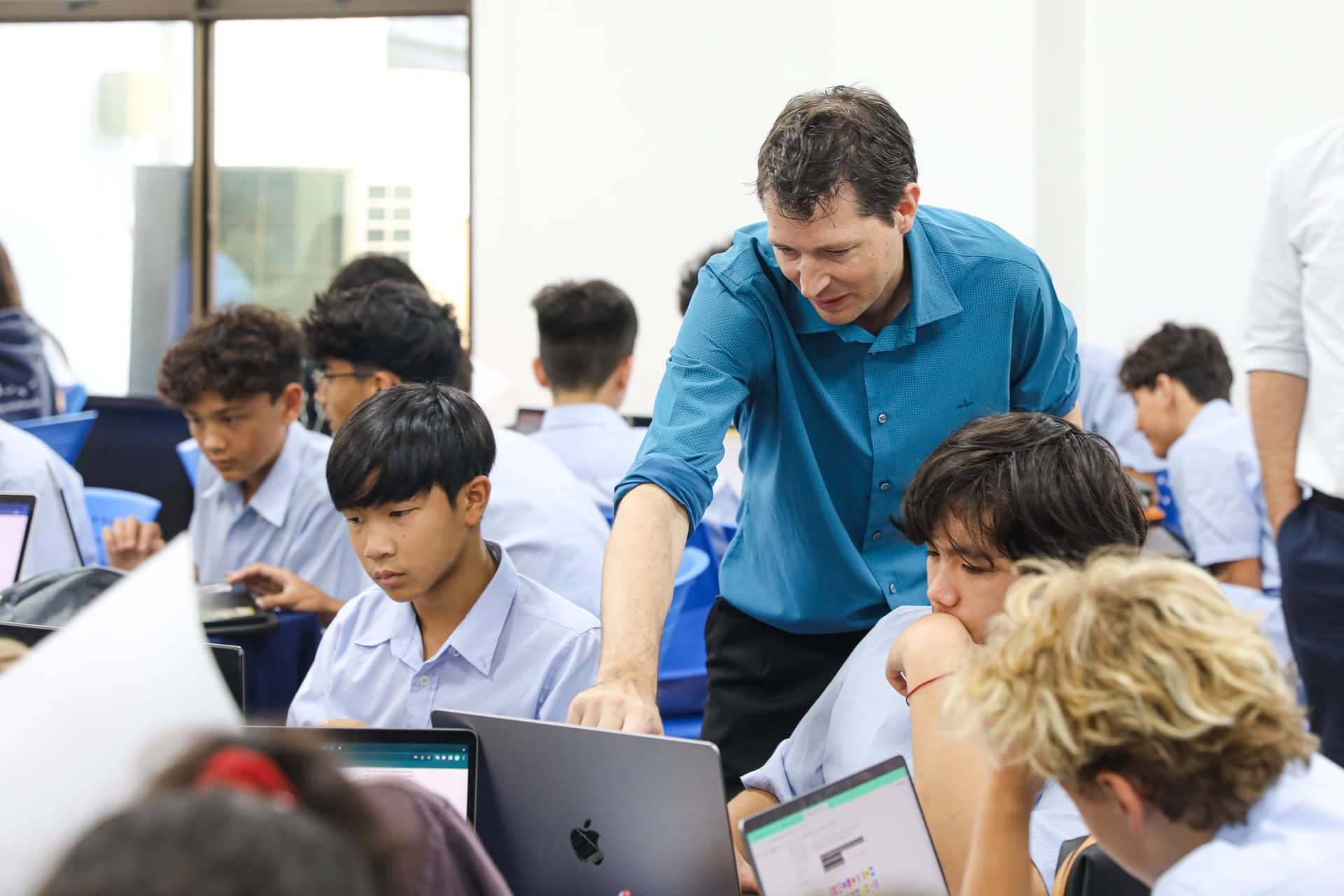 14,000 Competitors Join BISP’s FOBISIA School Code Breaking | British ...