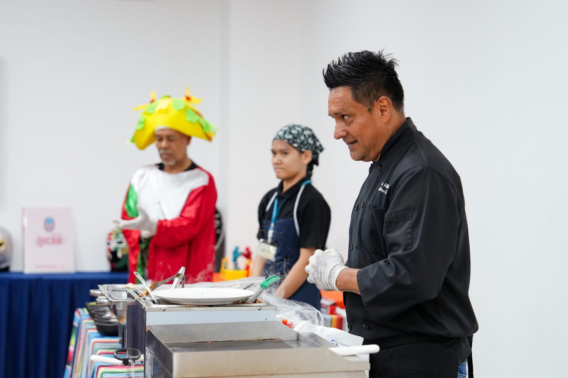 Spanish Language Students Take "Sabor-Cito" Tour with Chef Luis Villa ...